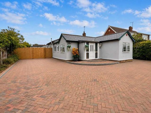5 Bedroom Detached Bungalow