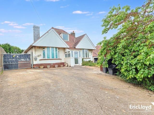5 bedroom detached bungalow for sale