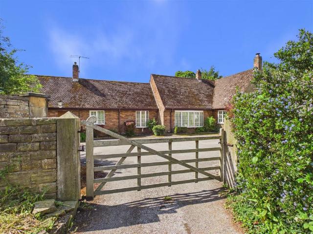 5 bedroom detached bungalow for sale