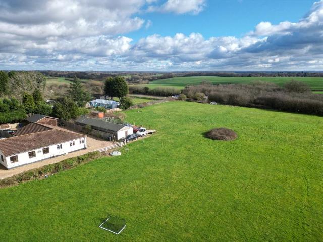 5 bedroom detached bungalow for sale