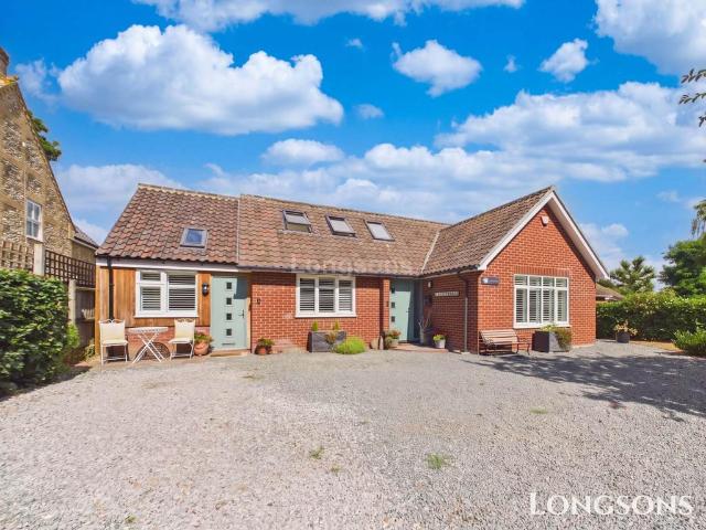 5 bedroom detached bungalow for sale