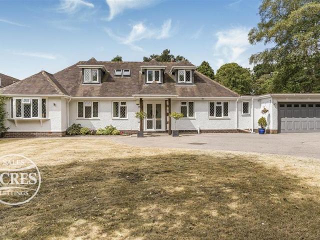 5 bedroom detached bungalow for sale