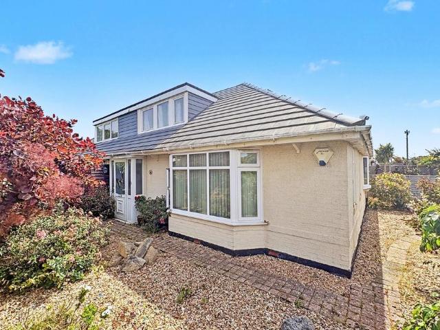 5 bedroom detached bungalow for sale