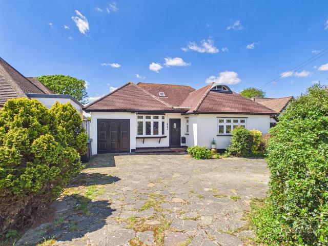 5 bedroom detached bungalow for sale