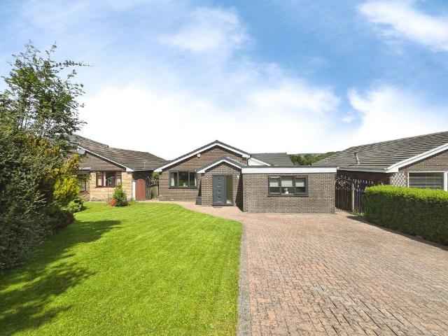 5 bedroom detached bungalow for sale