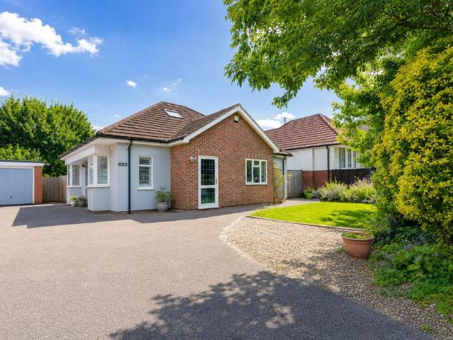 5 bedroom detached bungalow for sale