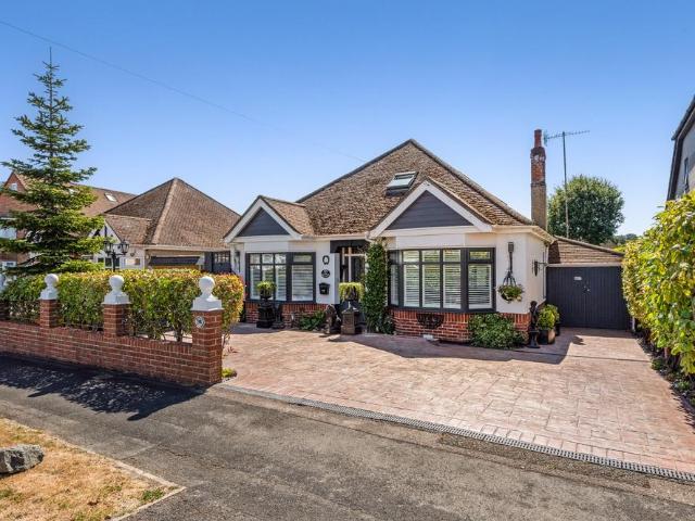 5 bedroom detached bungalow for sale