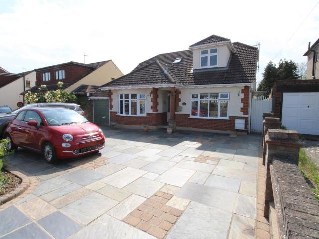 5 bedroom detached bungalow for sale