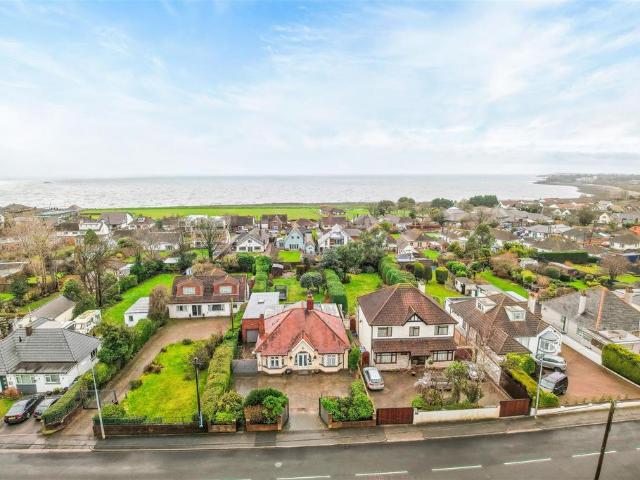 5 bedroom detached bungalow for sale