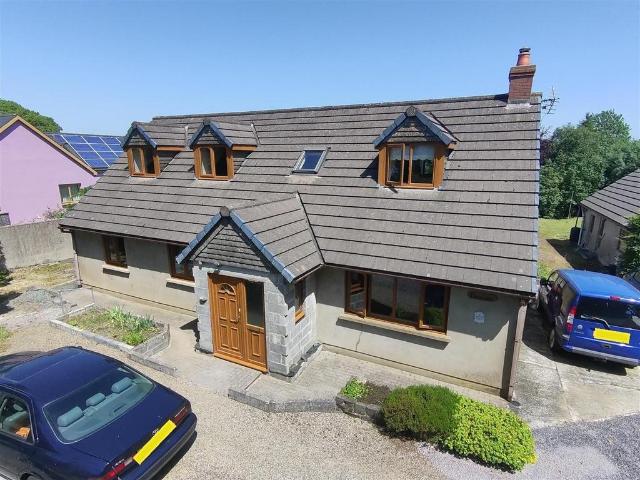 5 bedroom detached bungalow for sale