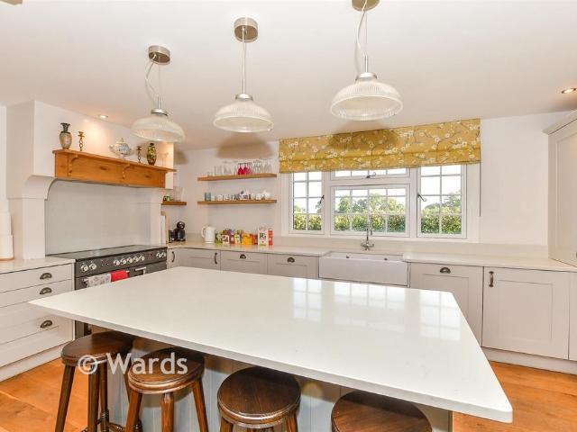 5 bedroom detached bungalow for sale