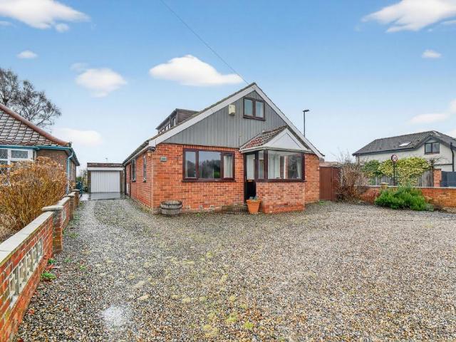 5 bedroom detached bungalow for sale