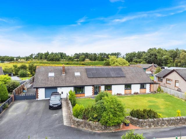 5 bedroom detached bungalow for sale