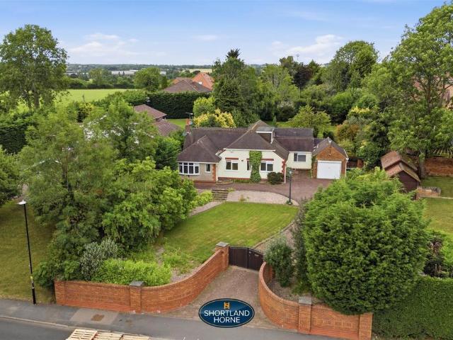 5 bedroom detached bungalow for sale
