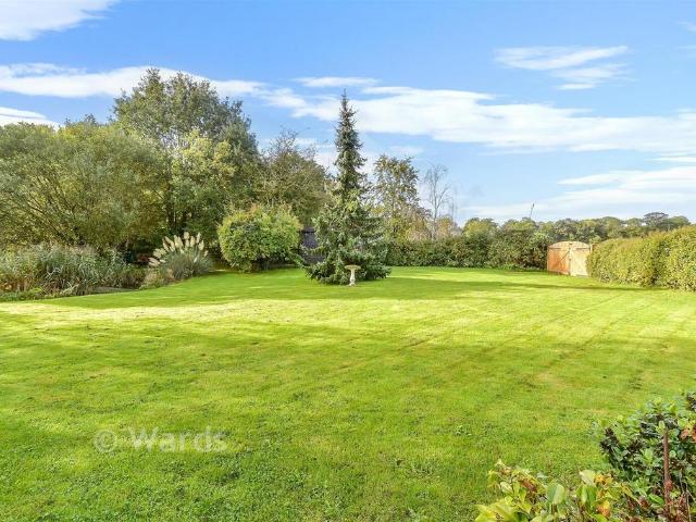 5 bedroom detached bungalow for sale