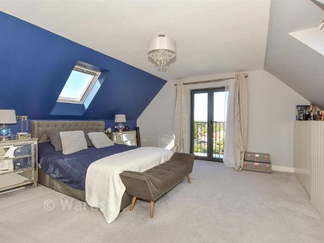 5 bedroom detached bungalow for sale