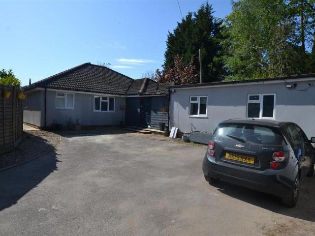 5 bedroom detached bungalow for sale