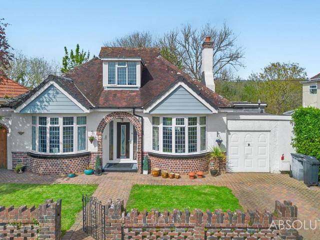 5 bedroom detached bungalow for sale