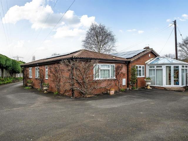 5 bedroom detached bungalow for sale