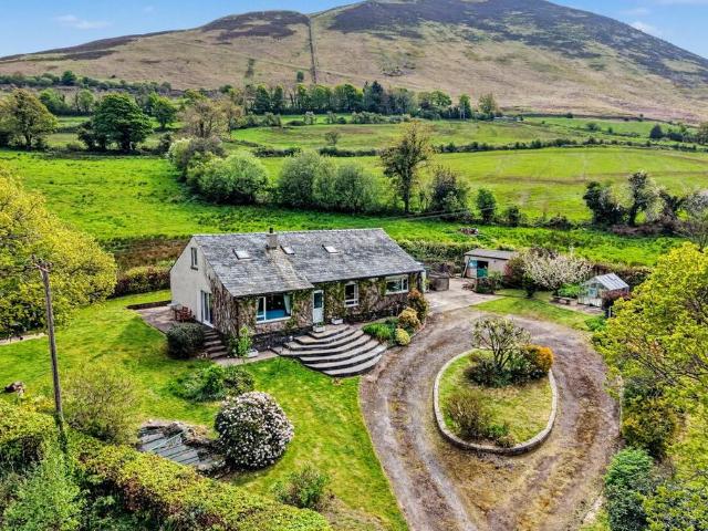 5 bedroom detached bungalow for sale