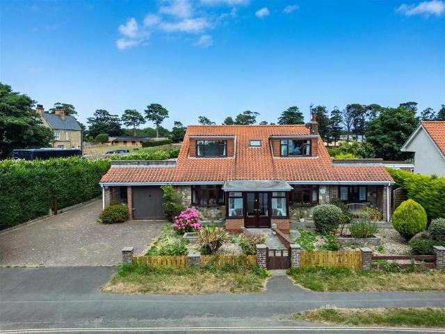 5 bedroom detached bungalow for sale