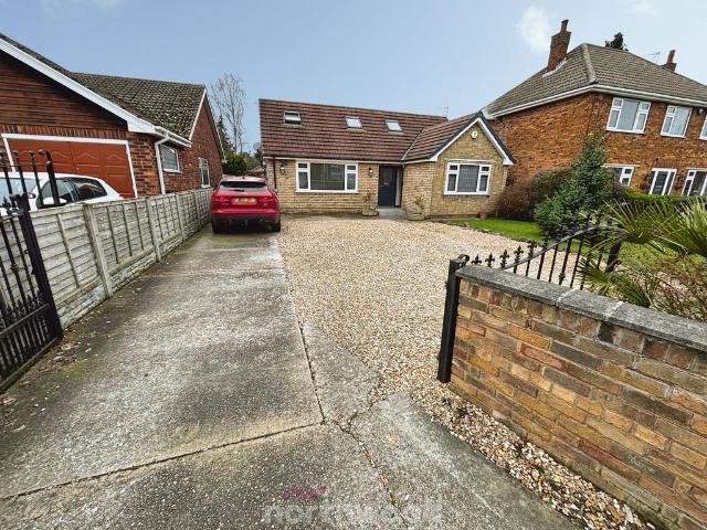 5 bedroom detached bungalow for sale