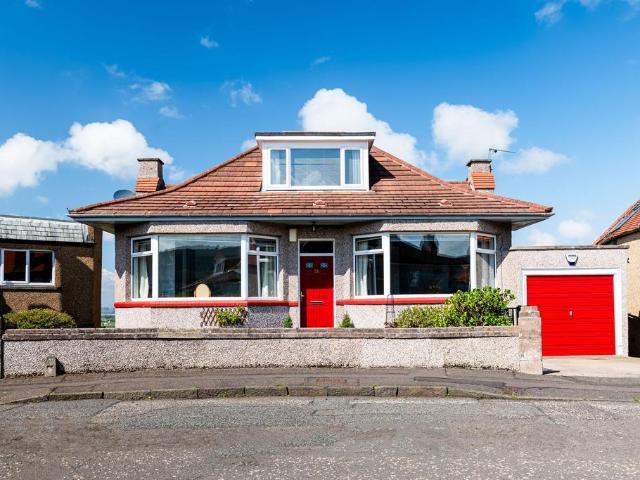 5 bedroom detached bungalow for sale