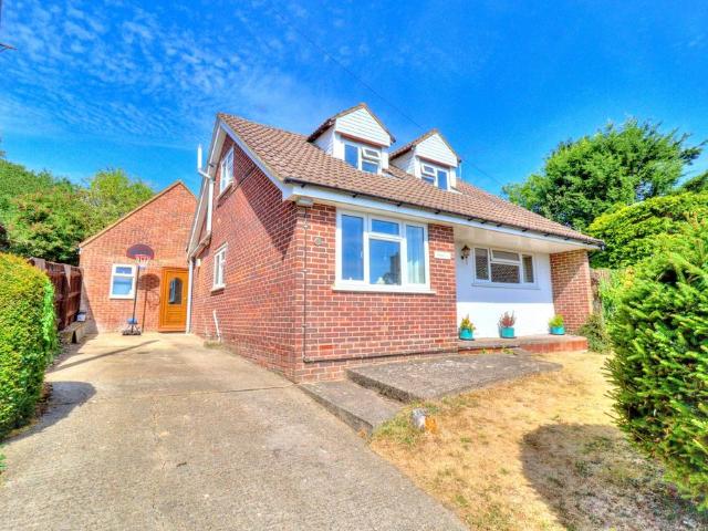 5 bedroom detached bungalow for sale