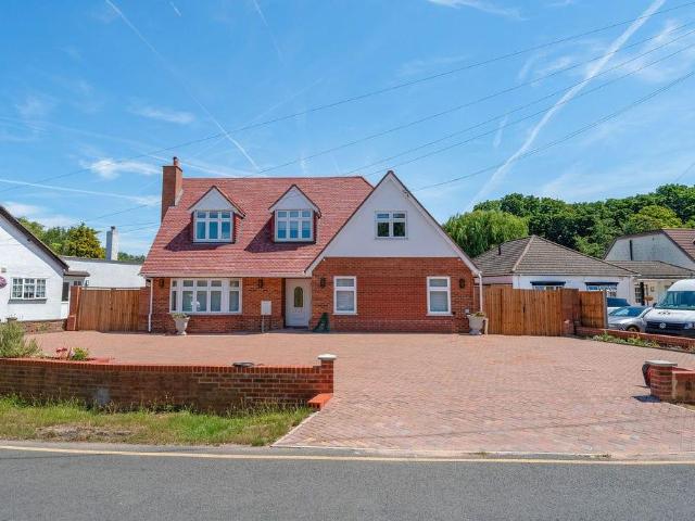 5 bedroom detached bungalow for sale