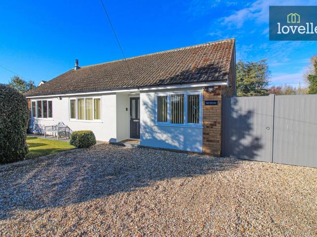 5 bedroom detached bungalow for sale
