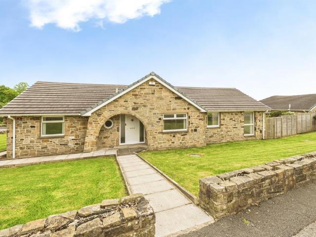 5 bedroom detached bungalow for sale