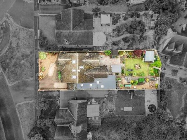 5 bedroom detached bungalow for sale in Broughton, Milton Keynes, MK10