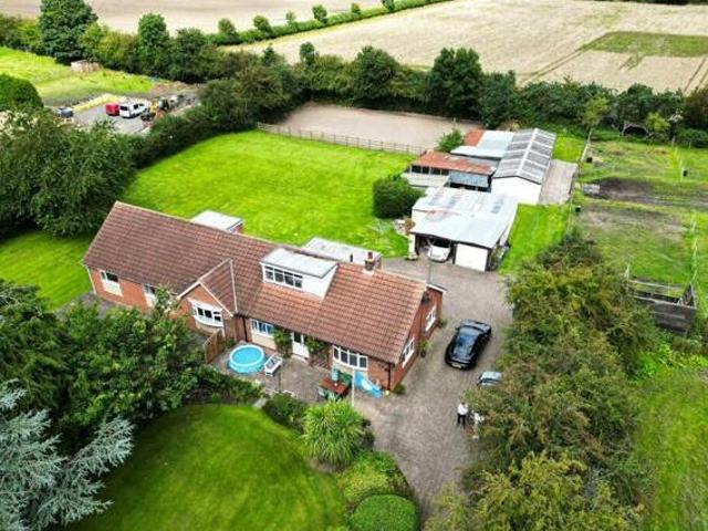 5 Bedroom Detached Bungalow For Sale In Garforth