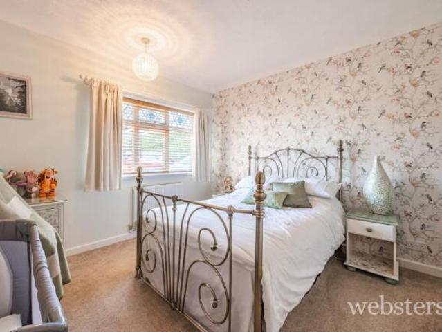 5 bedroom detached bungalow for sale in Folgate Lane, Costessey, NR8