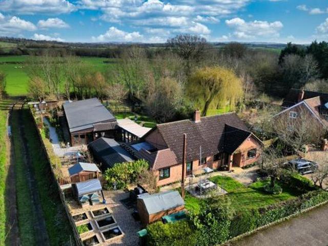 5 Bedroom Detached Bungalow For Sale In Heath And Reach
