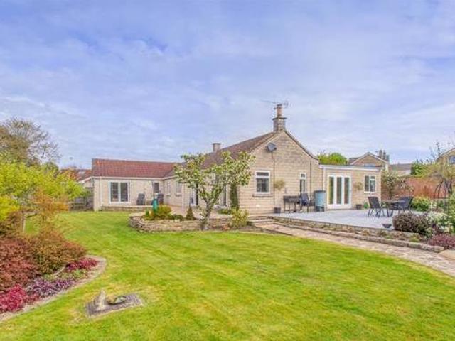 5 bedroom detached bungalow for sale in Middle Lane SN12