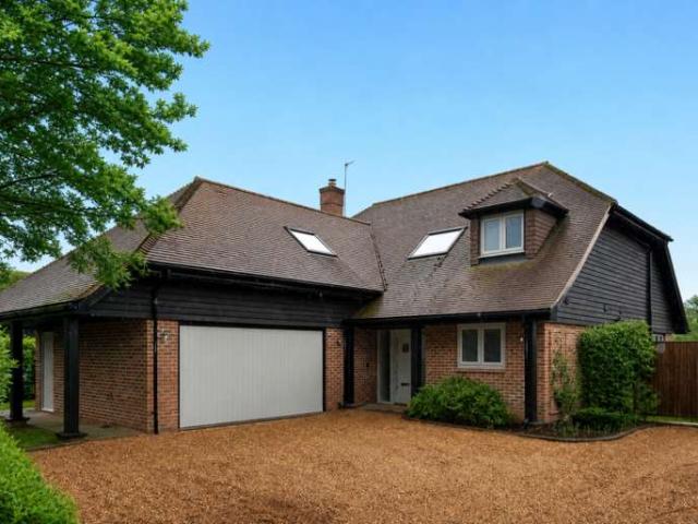 5 Bedroom Detached House