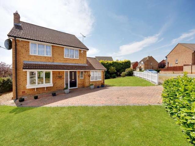 5 Bedroom Detached House
