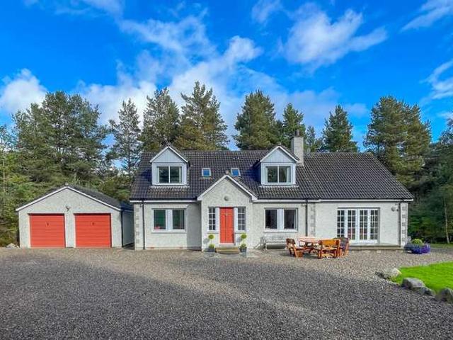 5 Bedroom Detached House