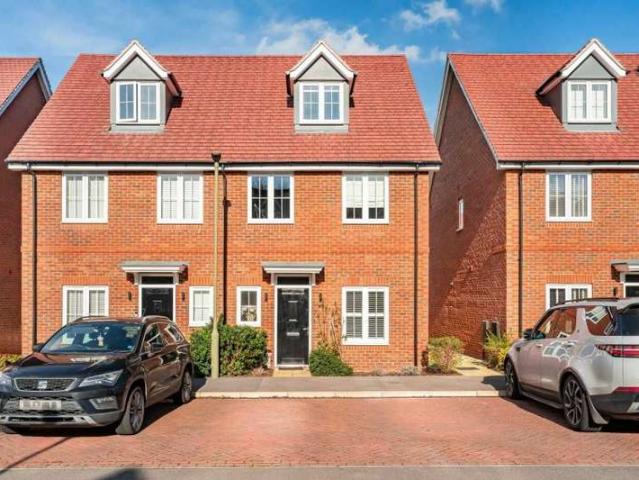 5 Bedroom Detached House