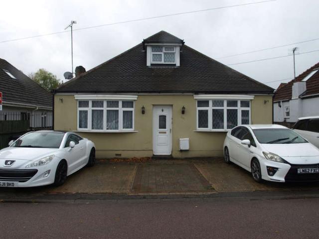 5 Bedroom Detached House