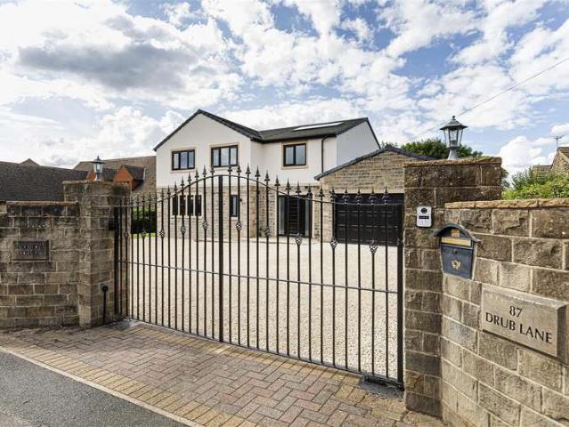 5 Bedroom Detached House