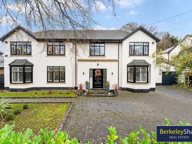 5 Bedroom Detached House