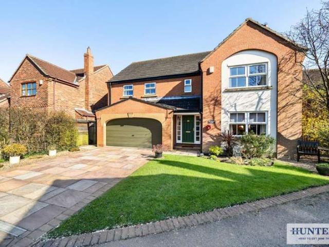 5 Bedroom Detached House