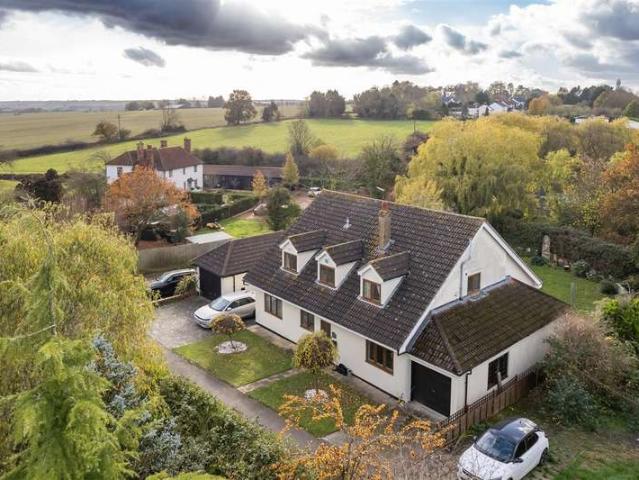 5 Bedroom Detached House
