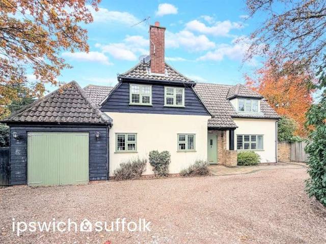 5 Bedroom Detached House