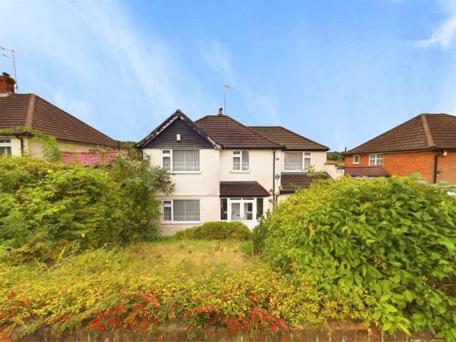 5 Bedroom Detached House