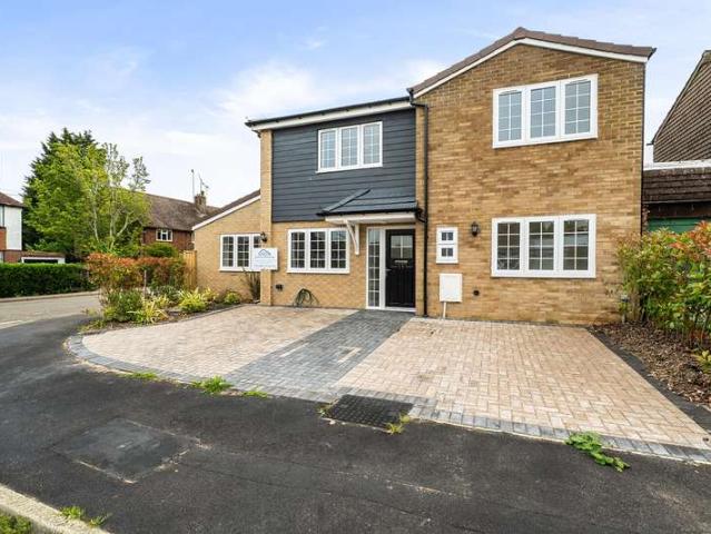 5 Bedroom Detached House
