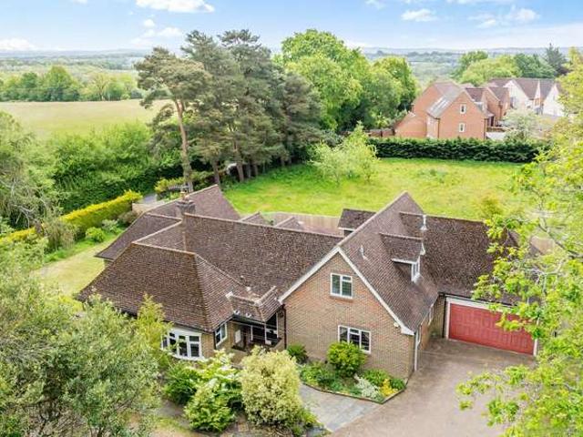 5 Bedroom Detached House