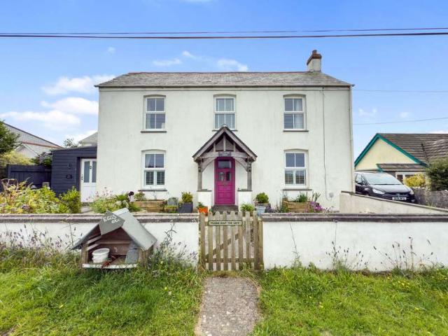 5 Bedroom Detached House